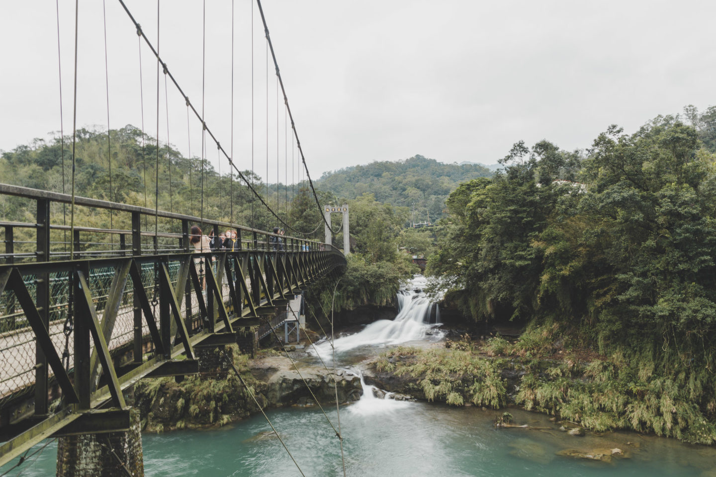 How To Visit Shifen Waterfall The Little Niagara Of Taiwan There She Goes Again