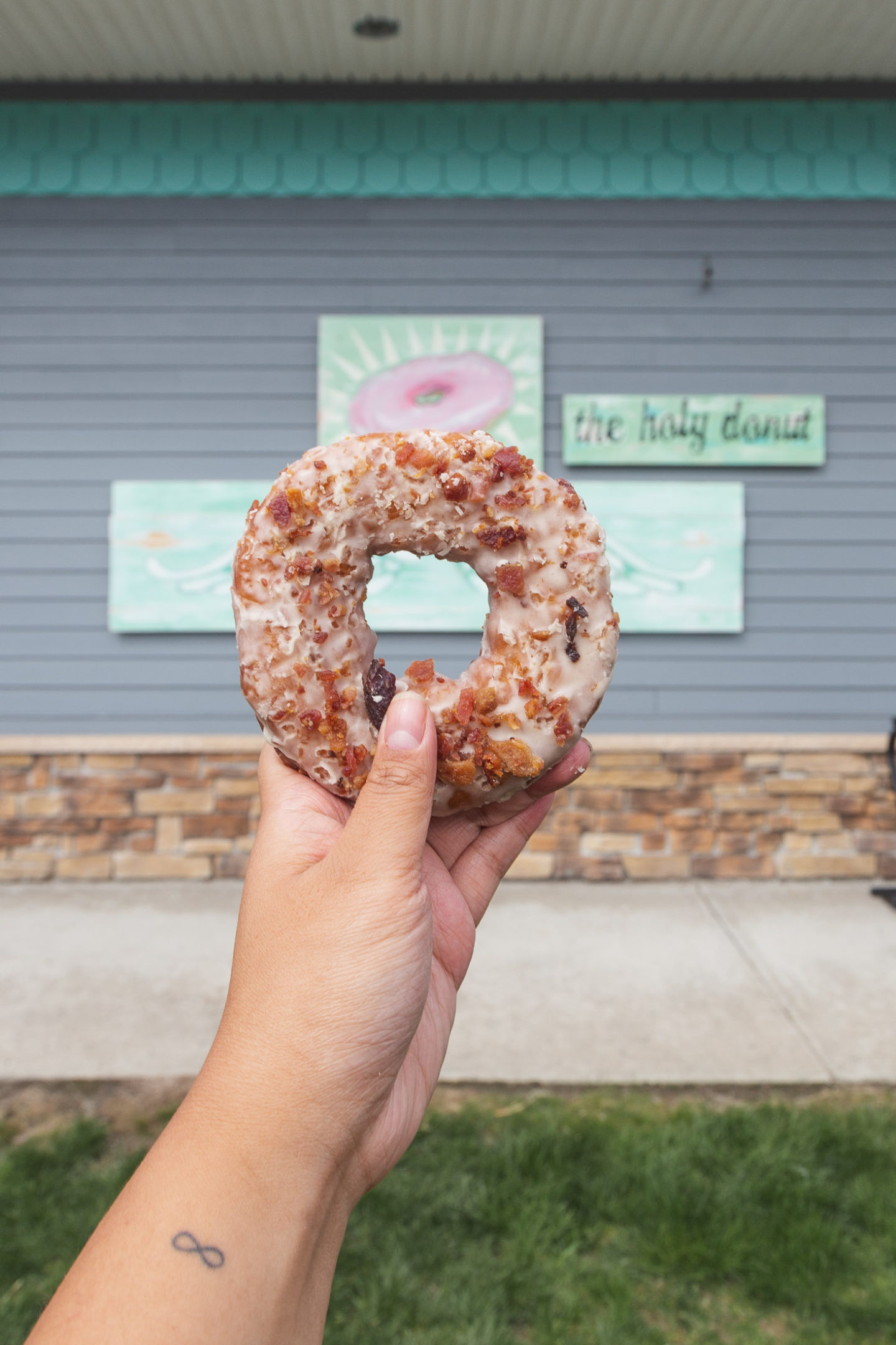 holy-donut-maple-bacon – There She Goes Again