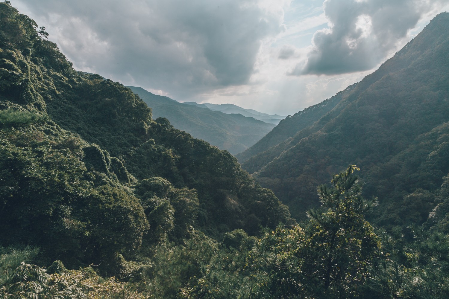 How to Hike Guryong Valley in Jirisan – There She Goes Again